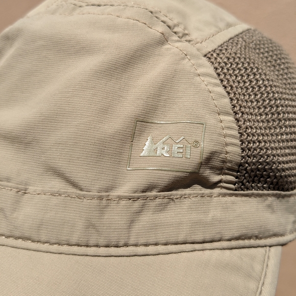REI | Accessories | Rei Hat | Poshmark
